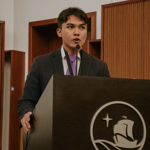 El debatiente - Un proyecto de Cánovas Fundación